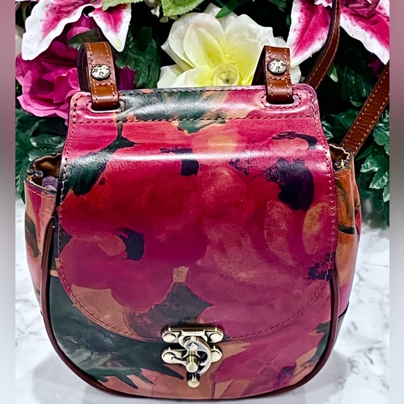 Patricia Nash | Bags | Patricia Nash Rocca Saddle Crossbody Strap ...